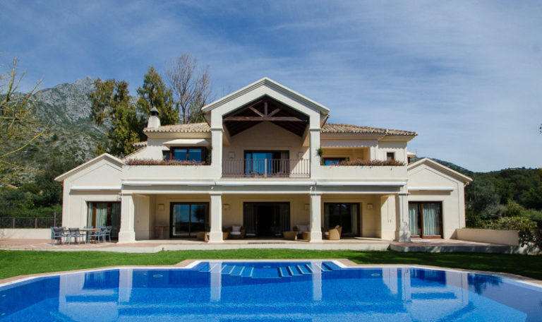 Genius Properties, Real estate in Estepona, houses for sale